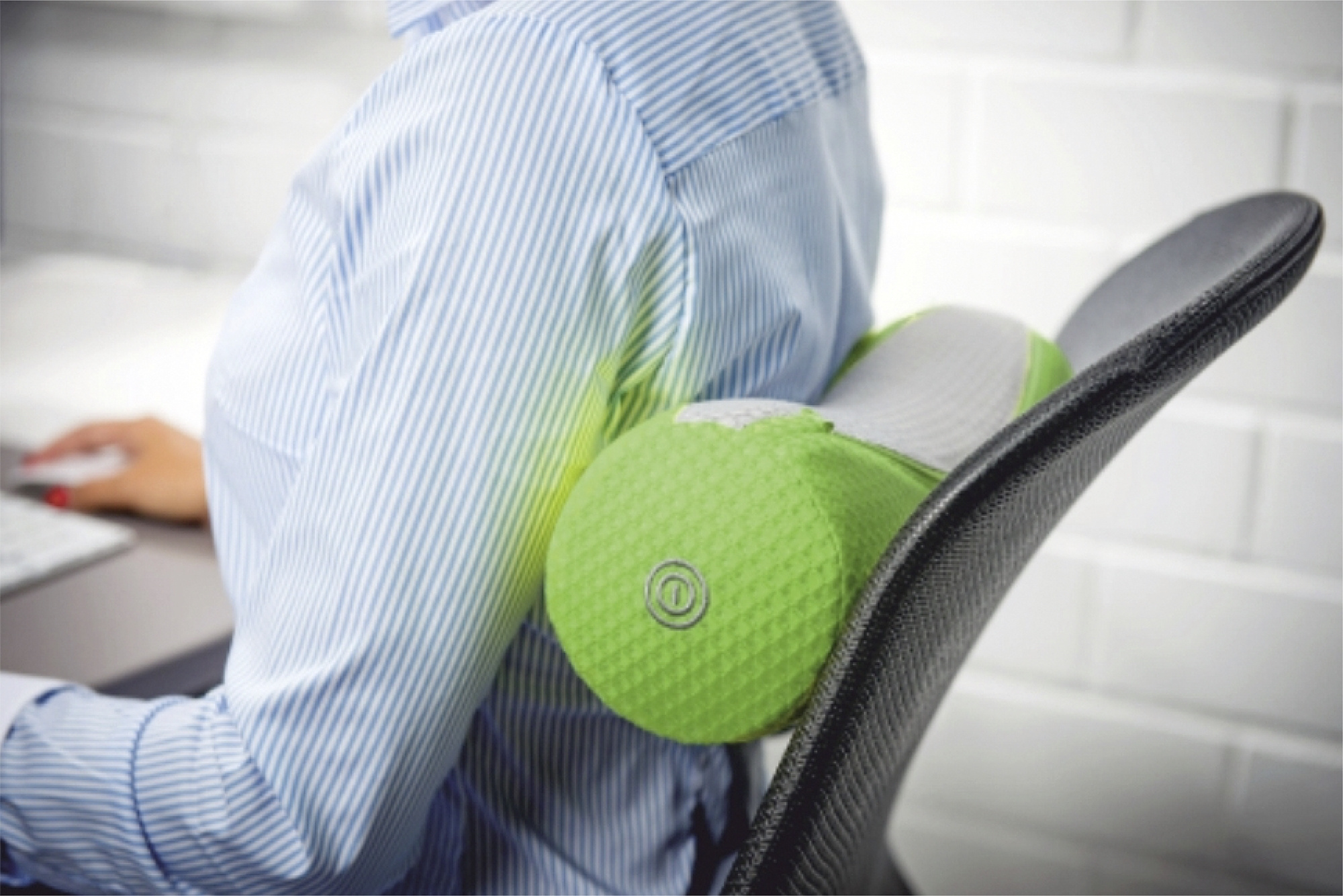 Roller powięziowy z funkcją masażu wibracyjnego | wenko-sklep.pl